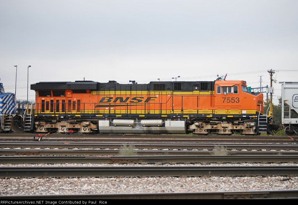 BNSF 7553